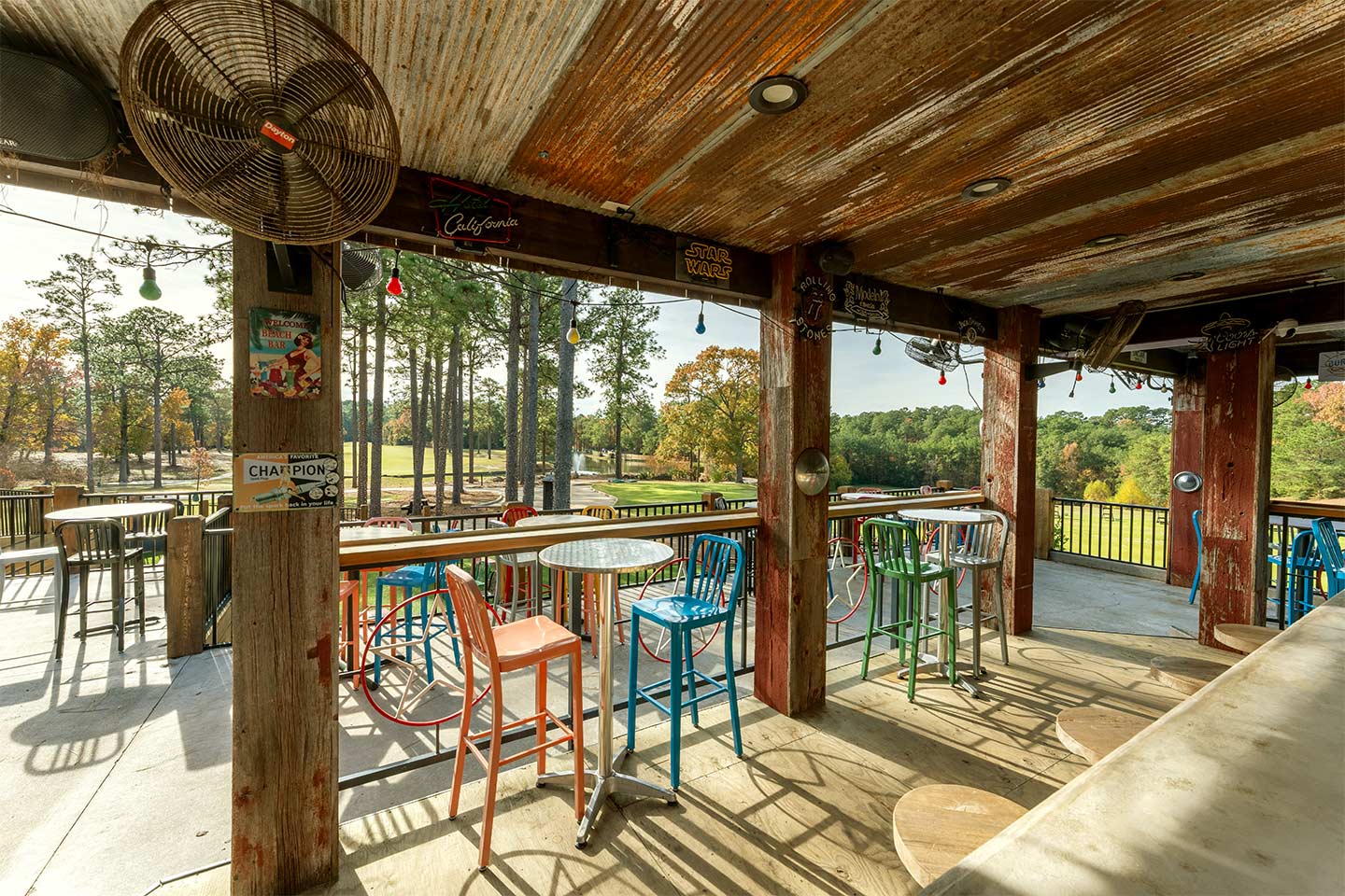 Sammy Ray’s – The Ultimate Bar and Grill Experience – Rayburn Resort